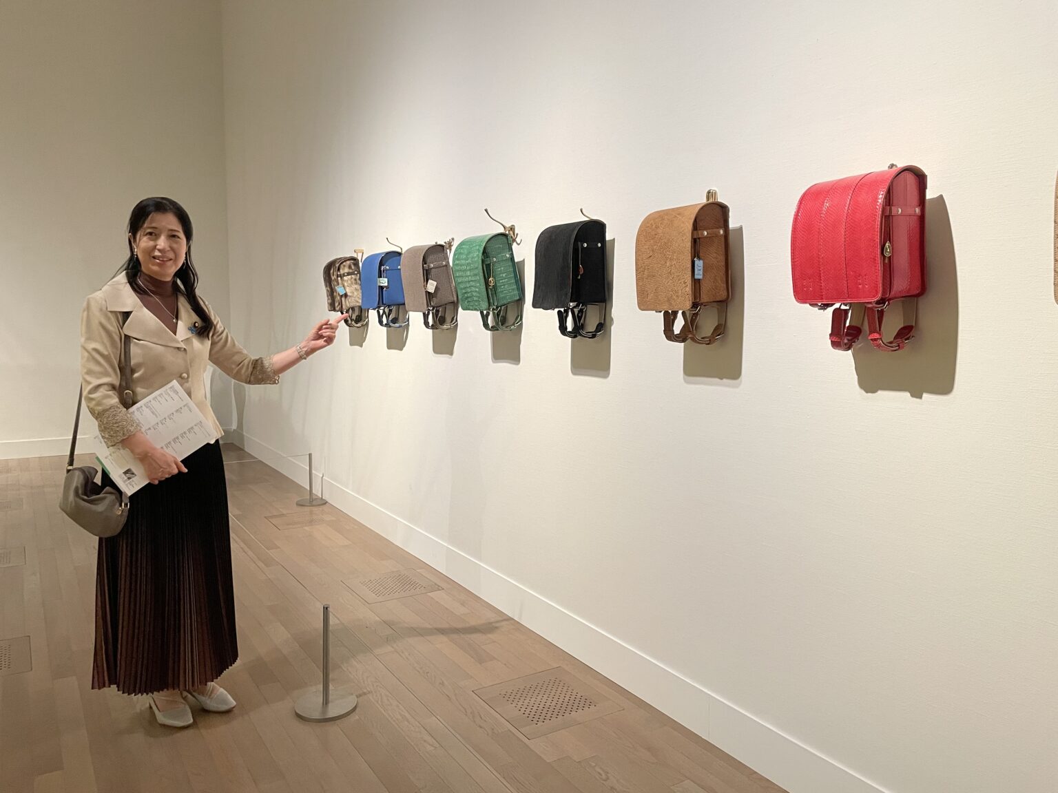時代のプリズム－日本で生まれた美術表現1989-2010－視察（国立新美術館） – 上野みちこ